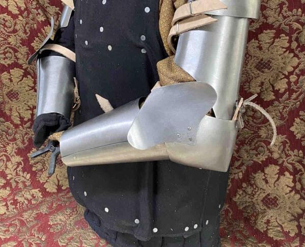 Arms | ⚒ Red Snake ⚔️ Armory