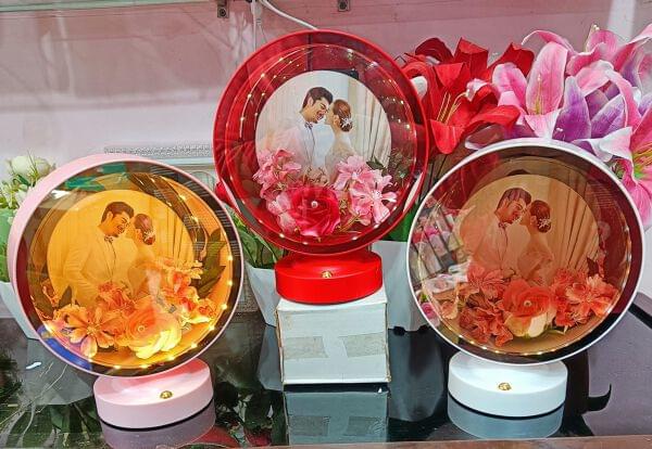 Beautiful Floral Round Magic Mirror & Photo Frame With Touch LED Effect ...