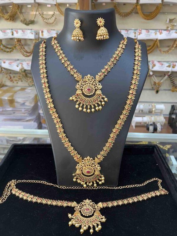 TRADITIONAL COMBO SETS | EthniQ