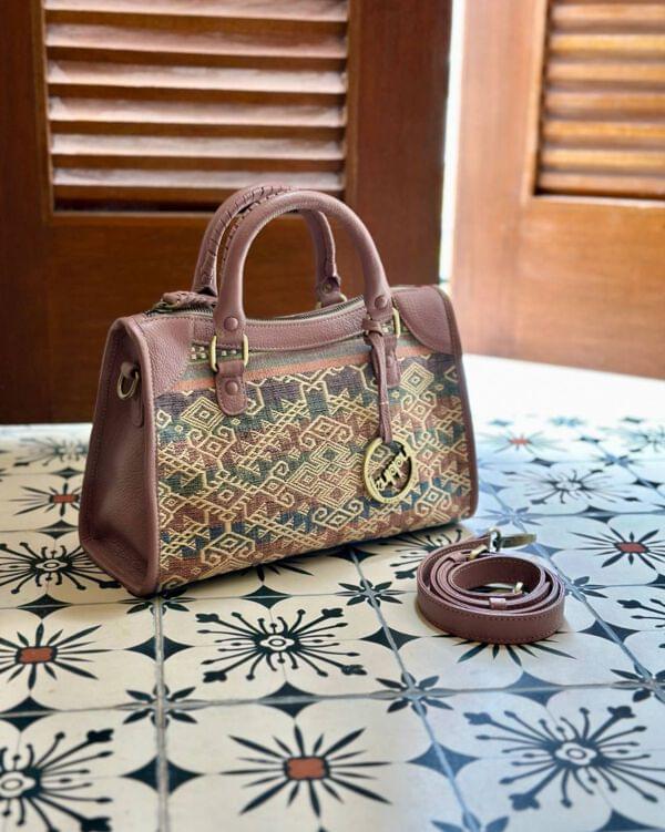 Tote Bag, Handbag & Laptop | Kuppu Batik & Tenun
